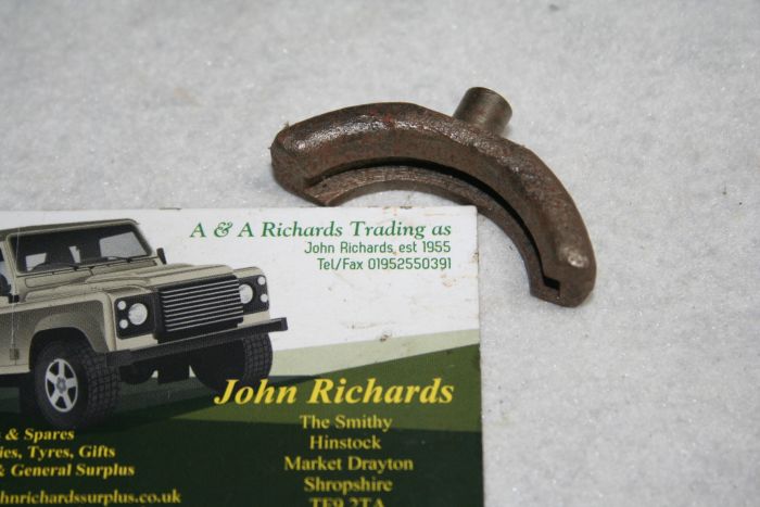 Land Rover LT77 Gearbox Reverse Gear Selector Pad FTC1435