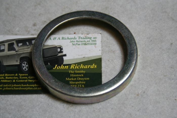 Land Rover LT230 LT95 Transfer Box Output Housing Mudshield 571970