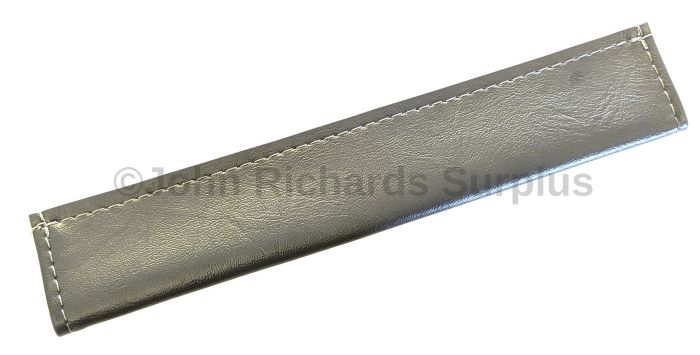 Land Rover Tailgate Chain Sleeve - Grey 330422