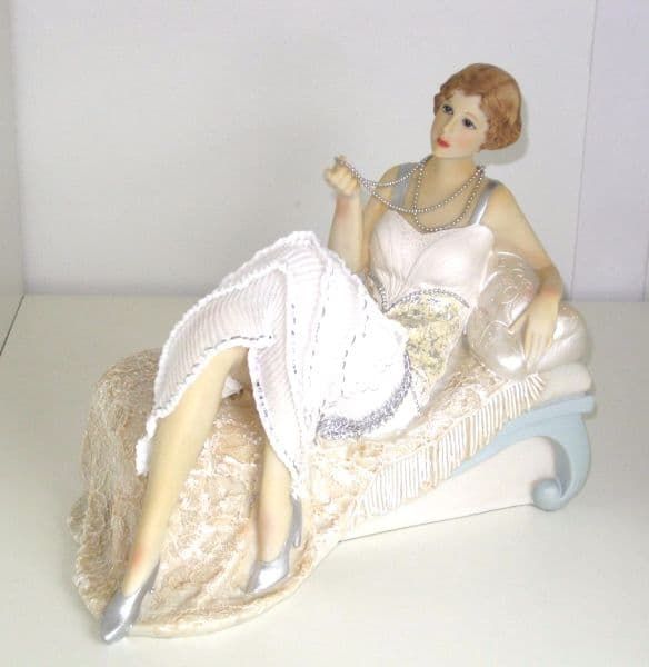 Diamond Dolls Collection Charleston Lady Figurine 58210