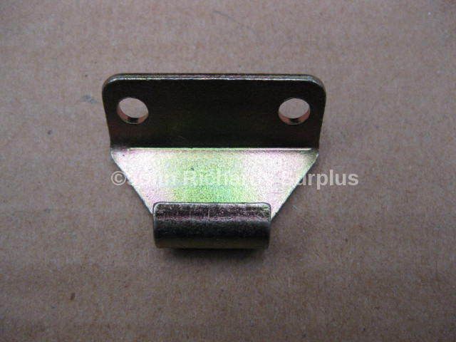 Land Rover Engine Bay Striker Plate 707015