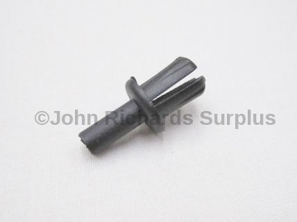 Land Rover Body Sill Rivet 79086L