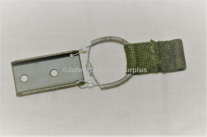 Bedford Vauxhall Roof Hatch Retainer Clip Cupola 91103656 2510-99-781-3717