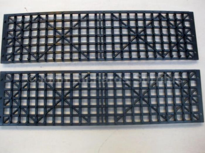 Car Traction Mat Pair for Snow Mud Sand & Grass