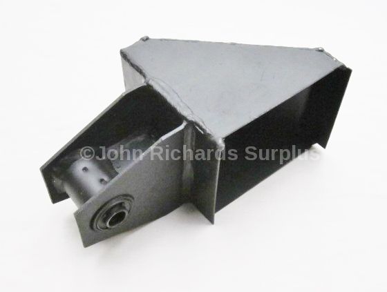 Land Rover LWB Spring Hanger Repair Section DA2116