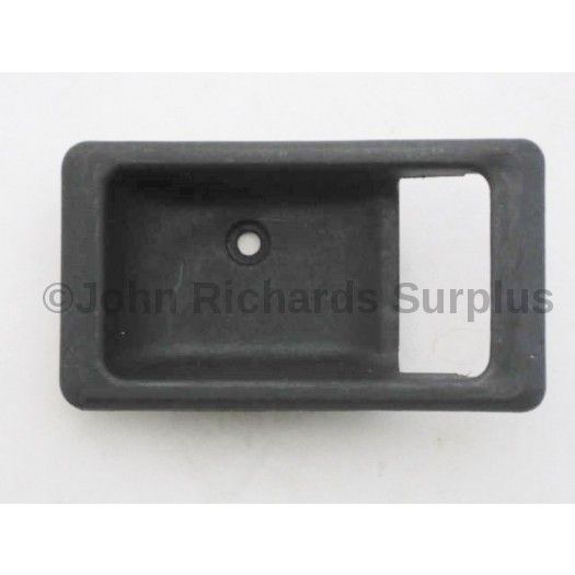 Land Rover Door Handle Bezel R/H DBP6532PMA