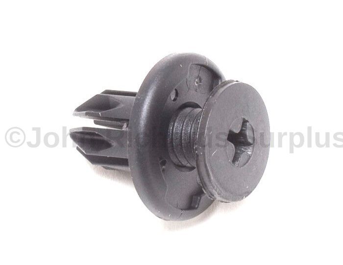 Land Rover Rivet - Plastic Drive DYQ100230