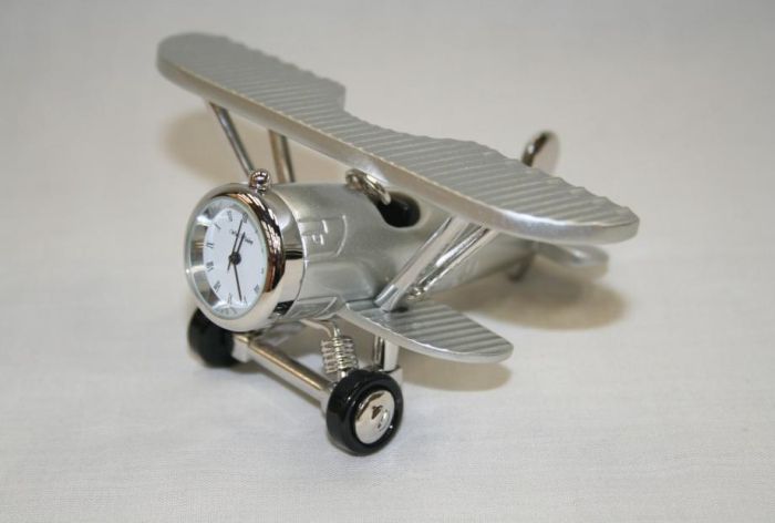 Die Cast Biplane Novelty Desk Top clock 9132