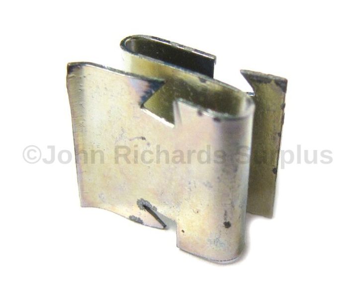Range Rover Classic Bumper End Cap Clip NTC7867