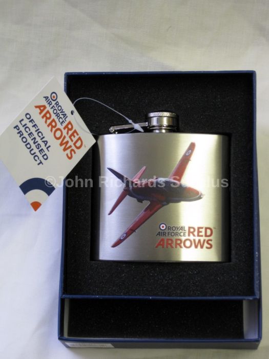 Stainless steel 5oz hip flask featuring RAF Red Arrows
