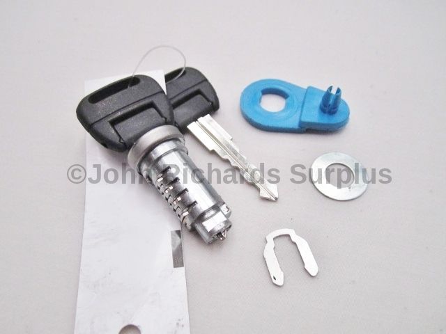 Land Rover Discovery Lock & Key Set RTC6690