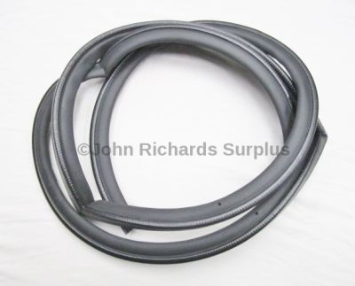 Land Rover Door Seal Rear LR044314