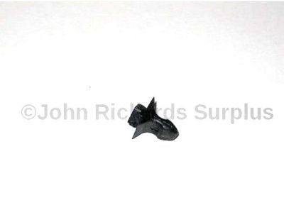 Land Rover Plastic Retainer Clip 9.4 x 13mm Various Applications LR024316