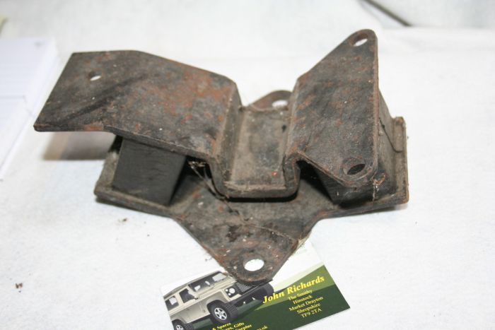 Land Rover LT77 Gearbox Mounting NTC6282