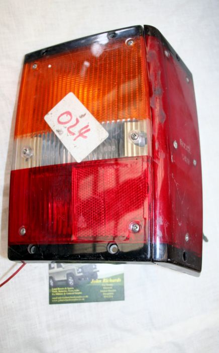 Range Rover R/H Rear Stop Tail Indicator Lamp Assembly AEU1519