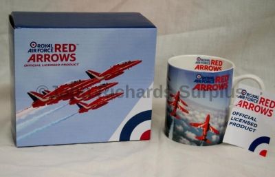 Stainless steel 5oz hip flask featuring RAF Red Arrows