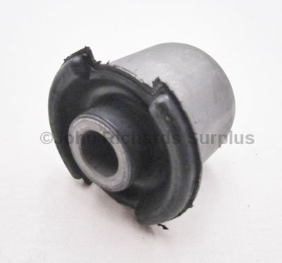 Land Rover Rear Upper Stabilizer Arm LR010523